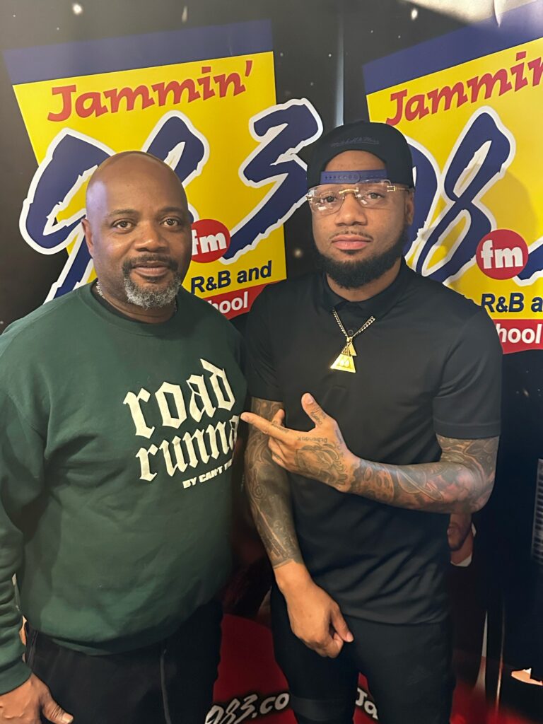 Earl Stokes talks to Jammin’ Mic Check Artist Vincent Van Great (9/28/23) - Jammin 98.3